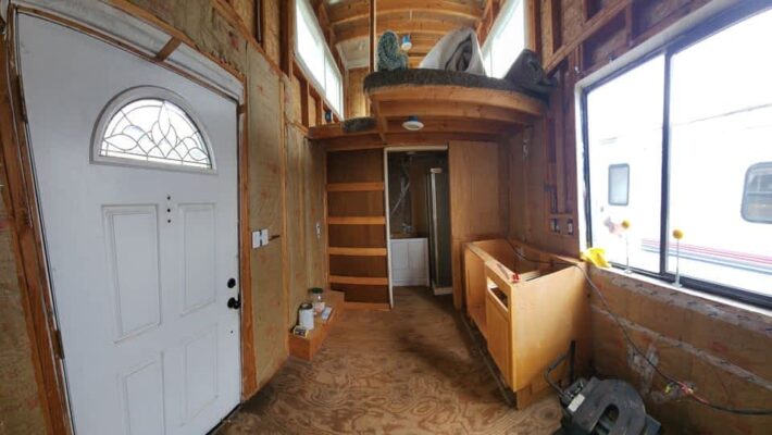 Unfinished THOW - Tiny Homes On Wheels